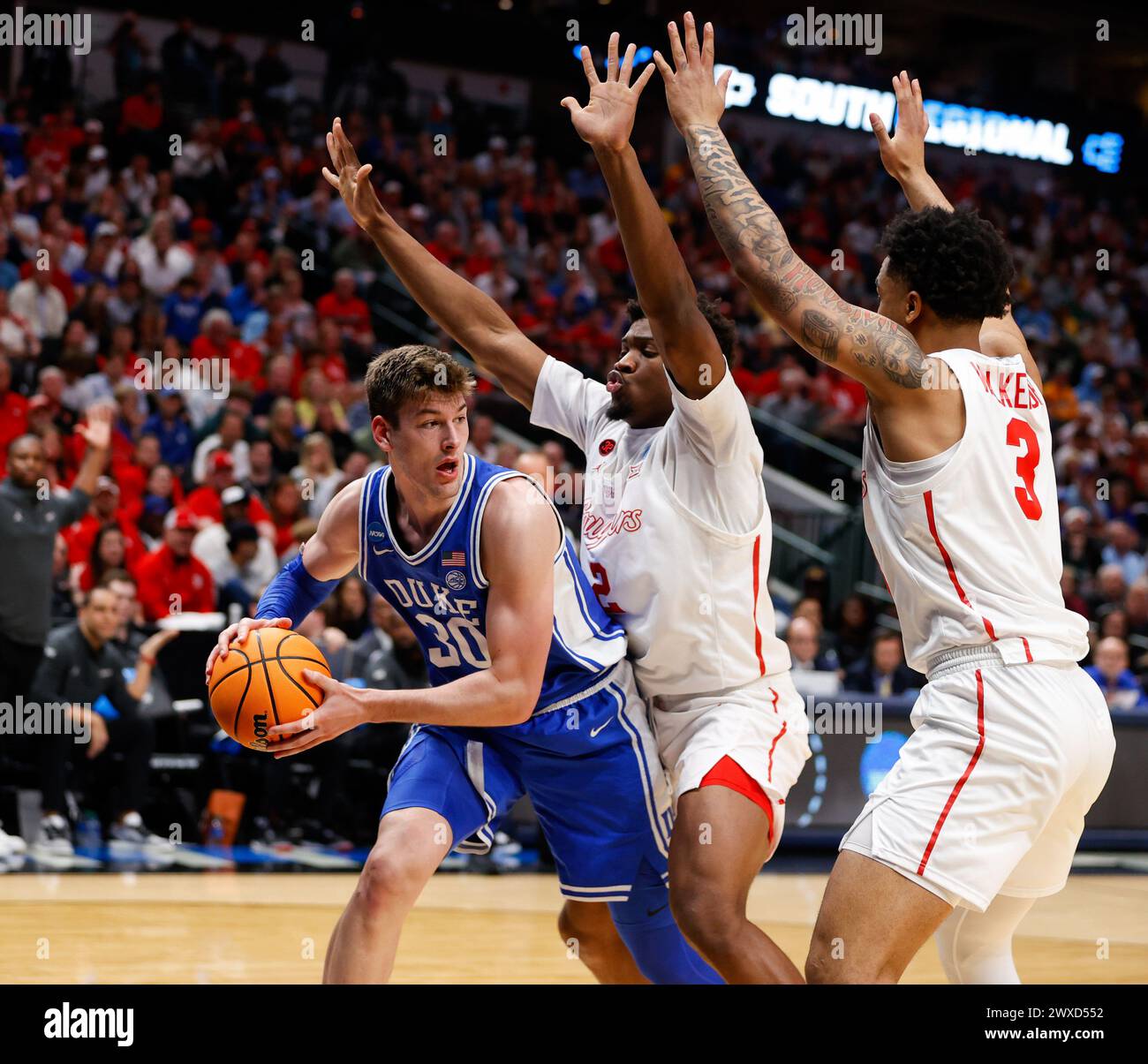 Dallas, Texas, USA. 29th Mar, 2024. Duke center KYLE FILIPOWSKI (30 ...