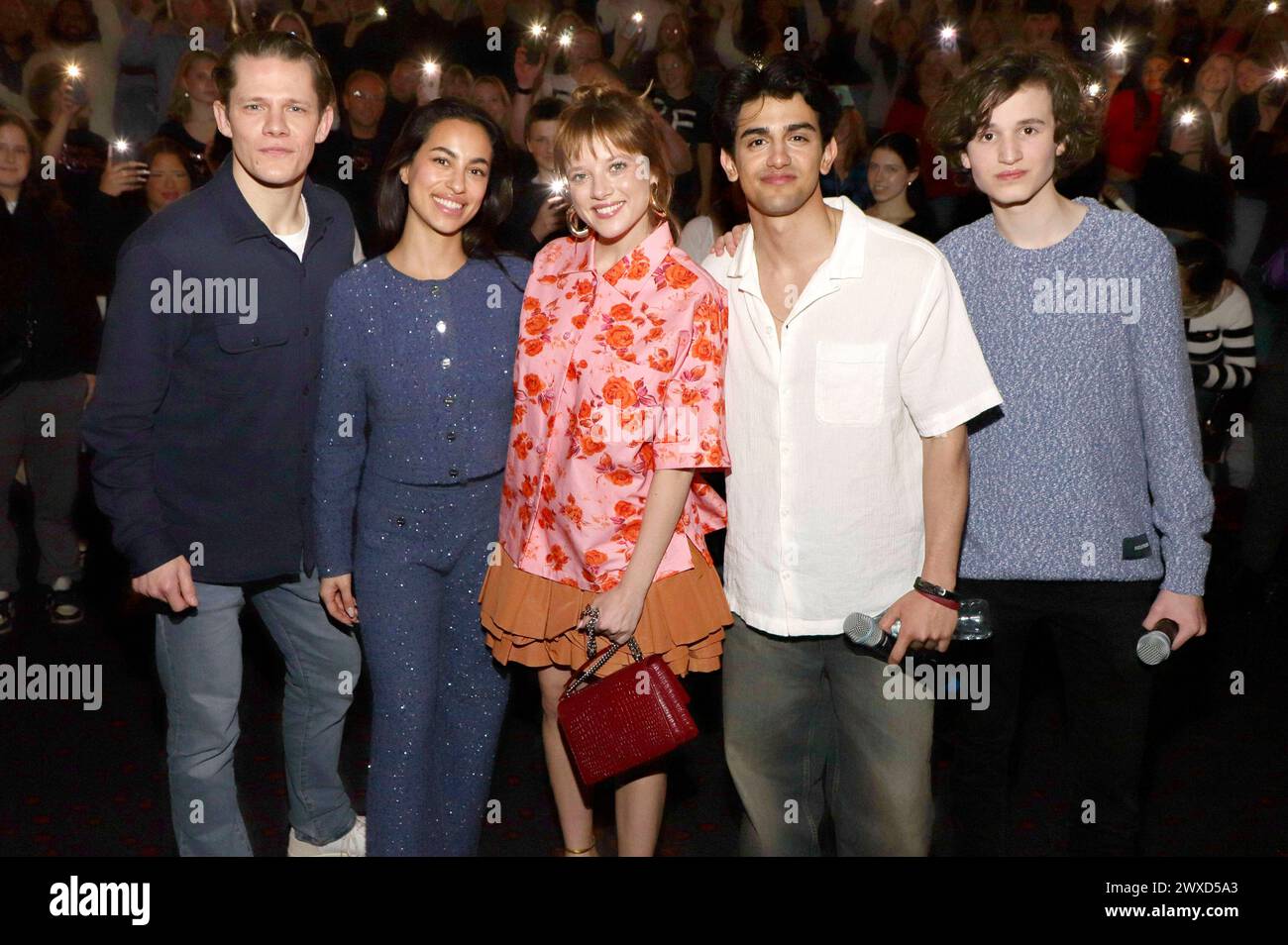 Max von der Groeben, Gizem Emre, Jella Haase, Mido Kotaini und Cooper ...