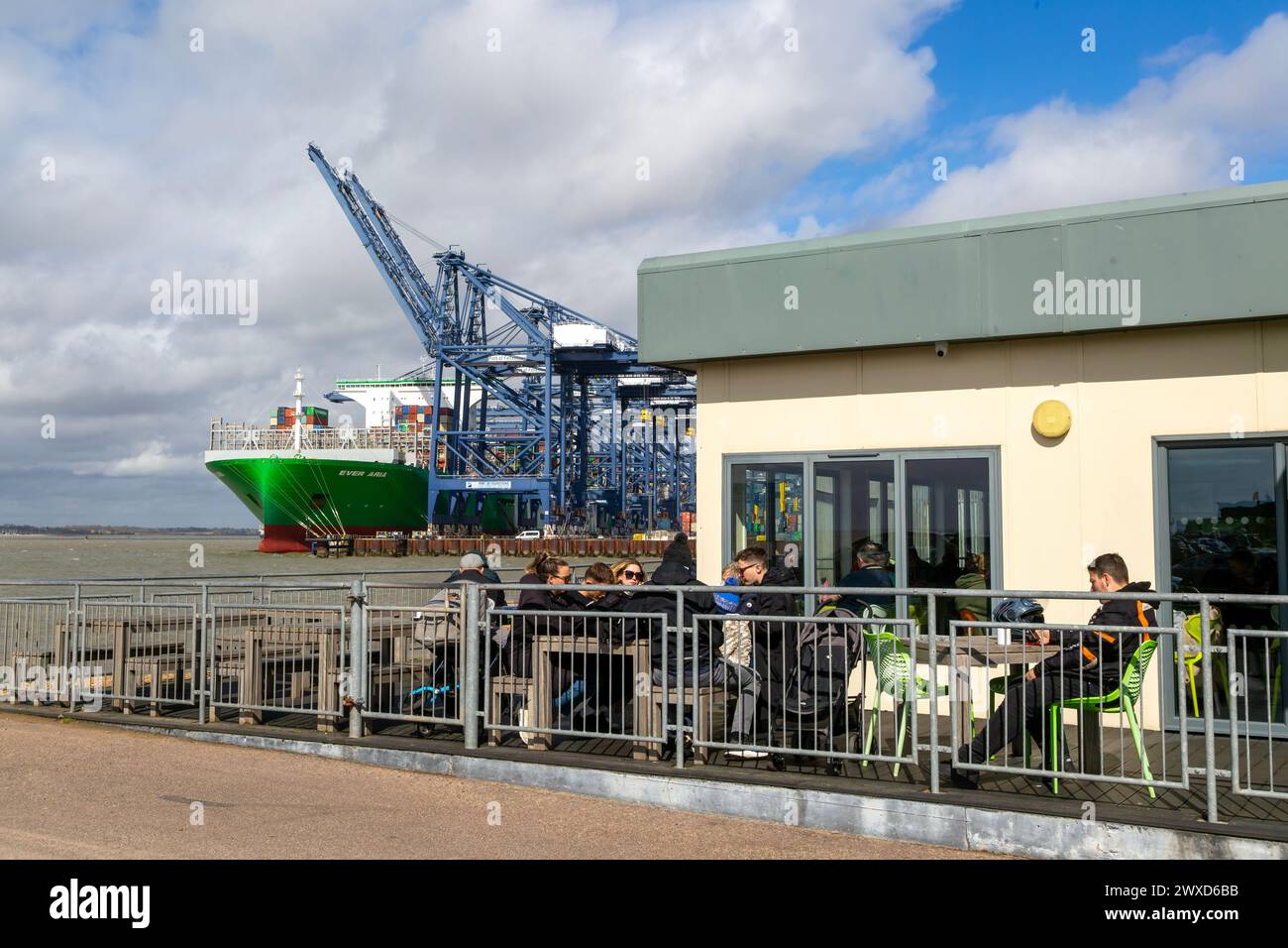 Felixstowe viewpoint hi-res stock photography and images - Alamy