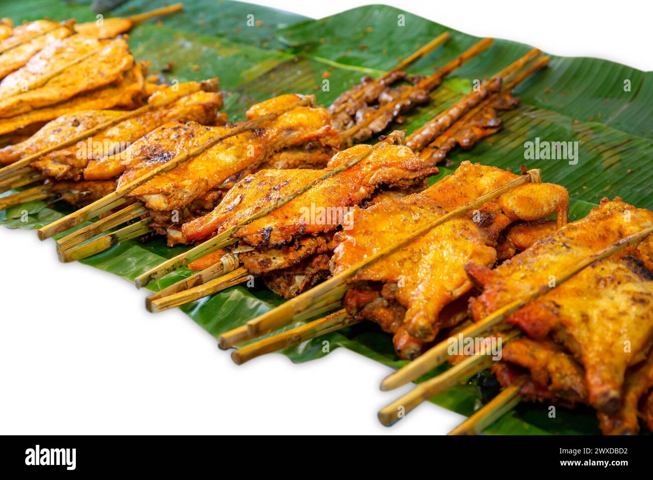 Die cut of Grilled chicken on banana leaves on white isolated Stock ...