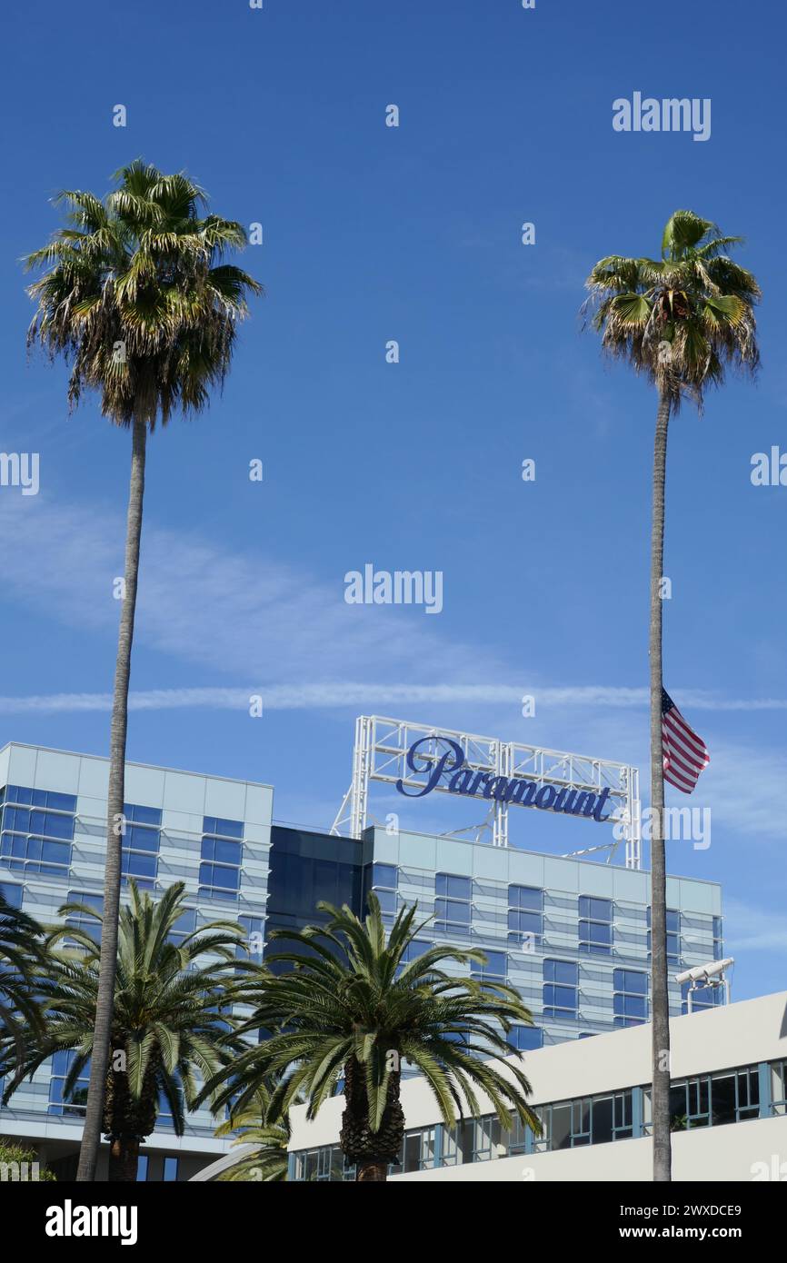 Los Angeles, California, USA 29th March 2024 Paramount Sign on March 29 ...