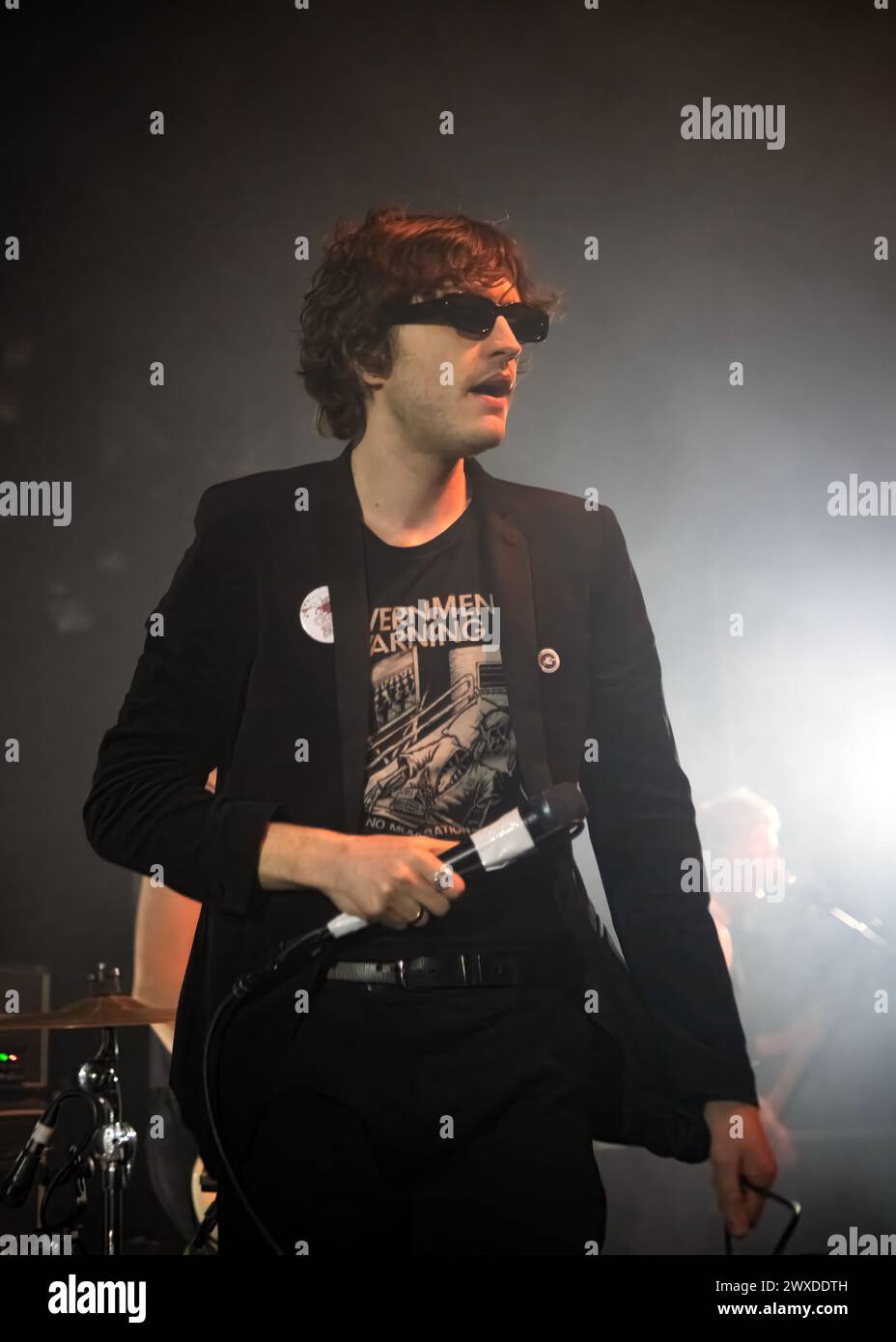 The bad nerves lead vocals hi-res stock photography and images - Alamy