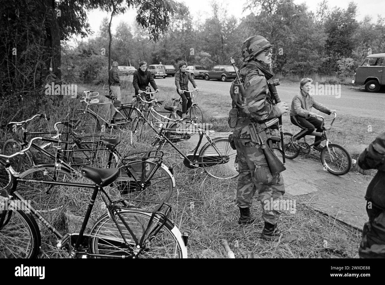 - NATO exercises in Holland, US Army soldiers in a village (October ...
