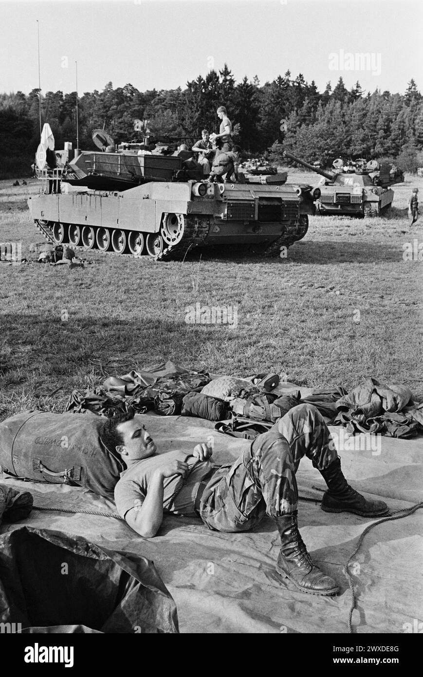 Esercitazioni militari hi-res stock photography and images - Alamy