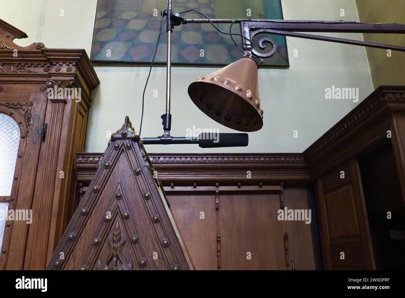 Equipment for prayer and ceremonial chants in Christian Orthodox Church ...