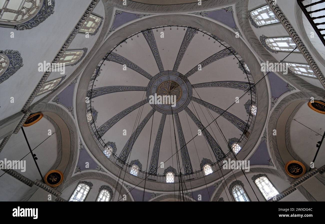 Emir Sultan Mosque, located in Bursa, Turkey, was built in the 15th ...