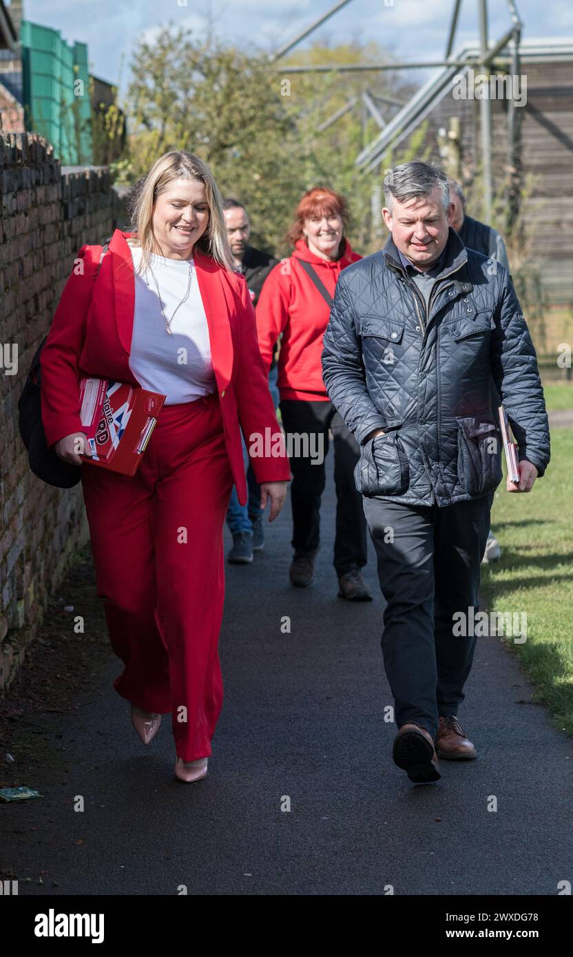 Red wall seat of ashfield hi-res stock photography and images - Alamy
