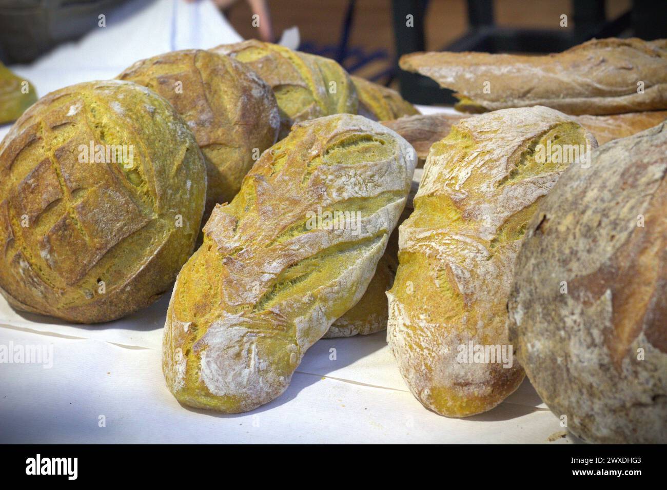 Traditional, so-called "artisan" bread at a market Stock Photo - Alamy