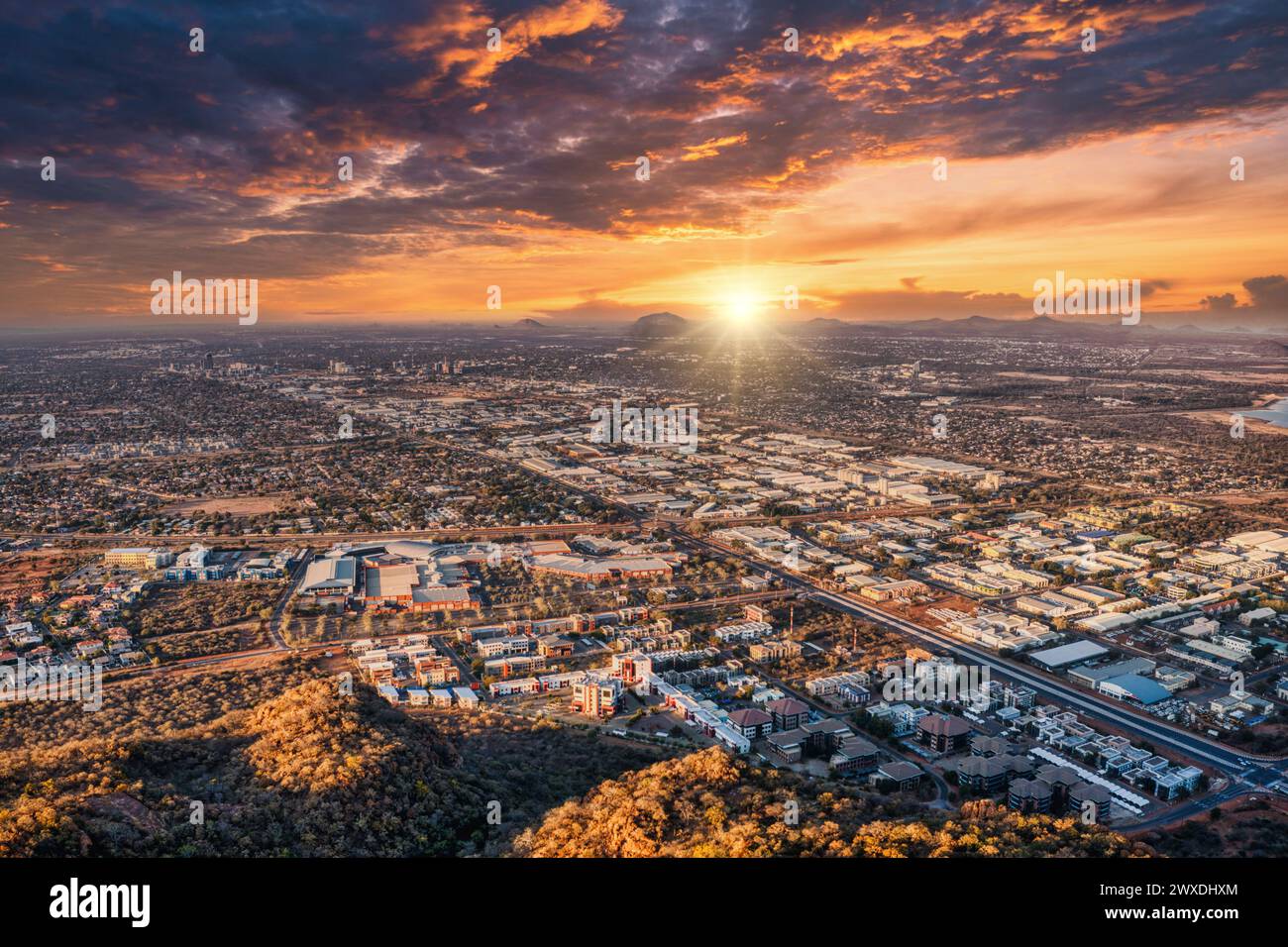 African skyline hi-res stock photography and images - Alamy