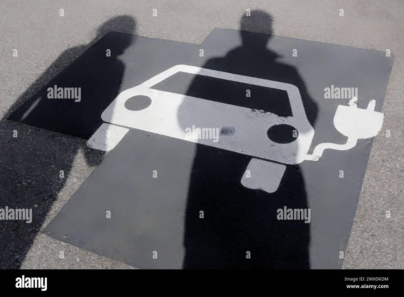 Piktogramm strom hi-res stock photography and images - Alamy