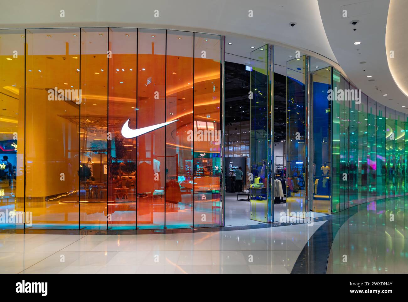 Nike store interior hi-res stock photography and images - Alamy