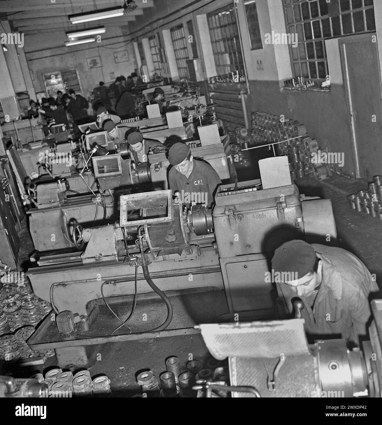 Lathe machines hi-res stock photography and images - Alamy