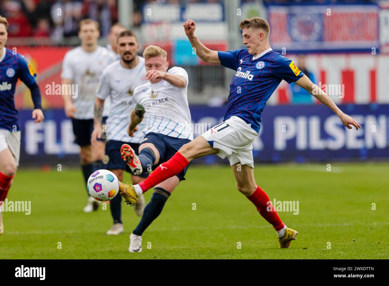 Kiel, Germany. 30th Mar, 2024. Soccer: Bundesliga 2, Holstein Kiel ...