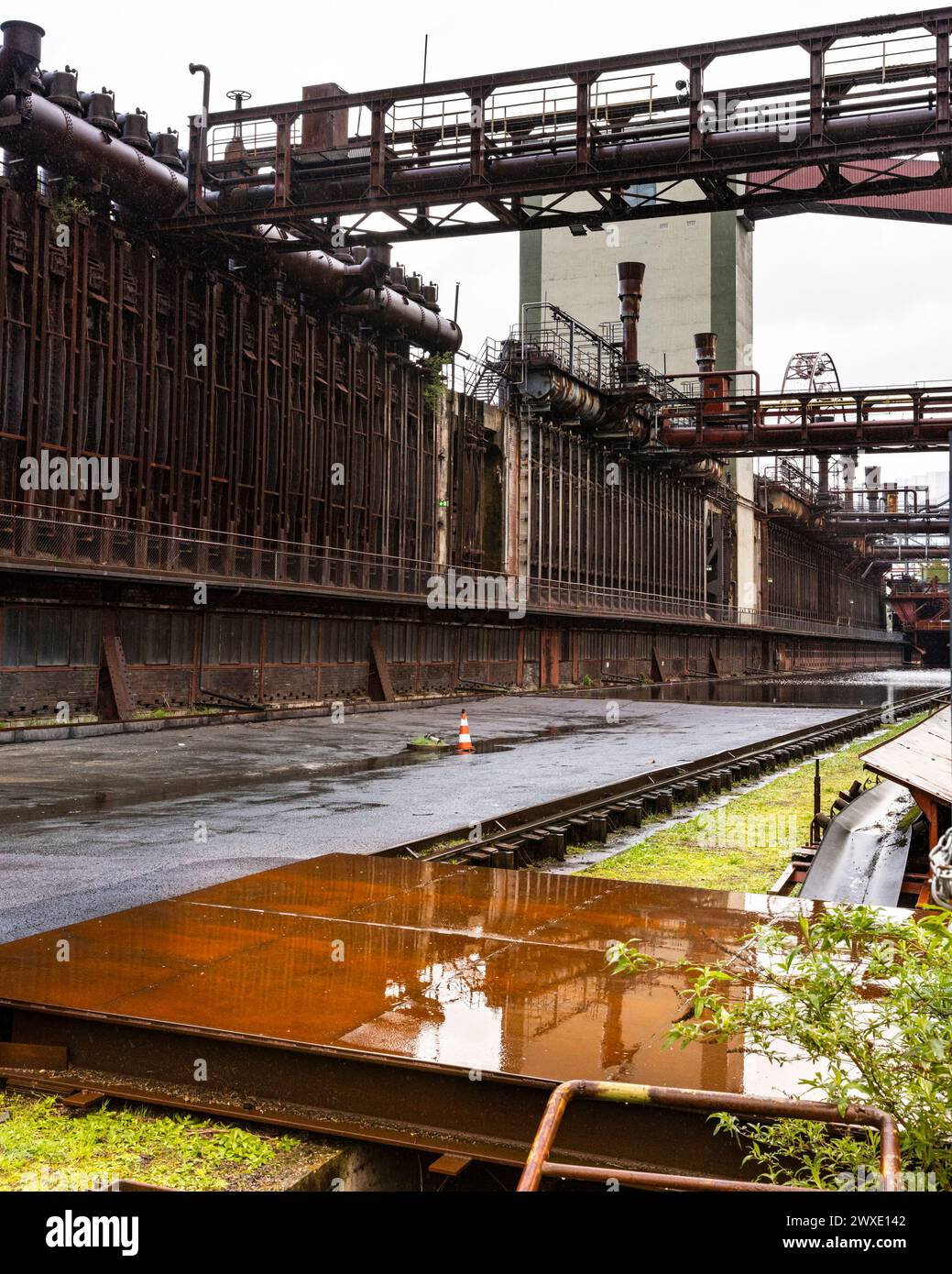 Zeche Zollverein cokery industrial architecture, Unesco World Heritage ...