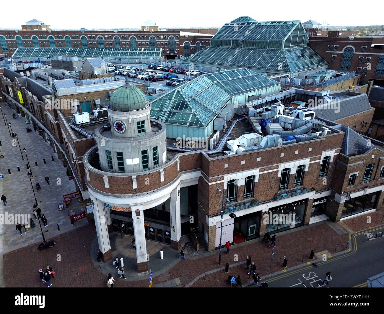 Watford shopping centre hi-res stock photography and images - Alamy