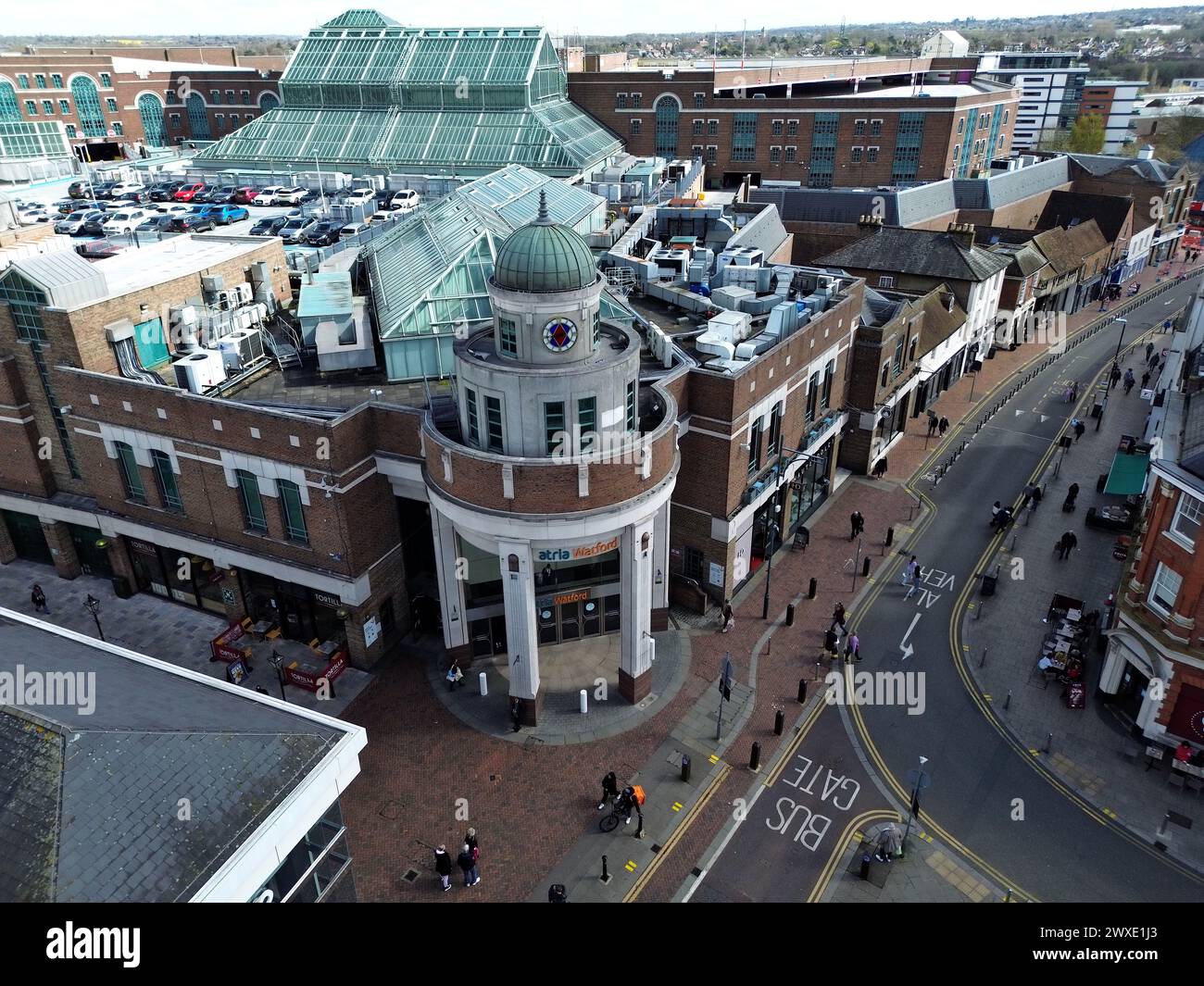 Watford shopping centre hi-res stock photography and images - Alamy