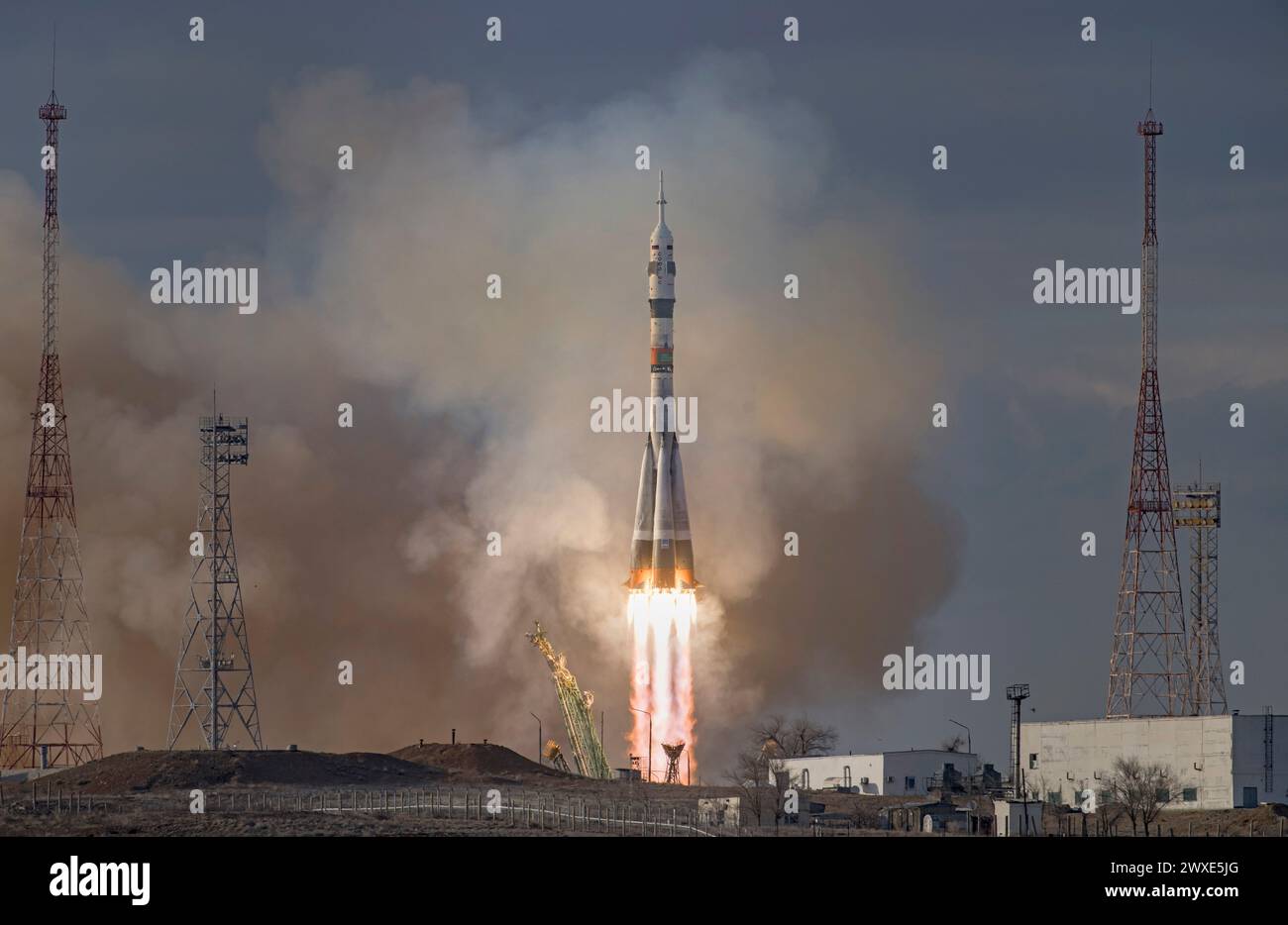 Expedition 71 launch hi-res stock photography and images - Alamy