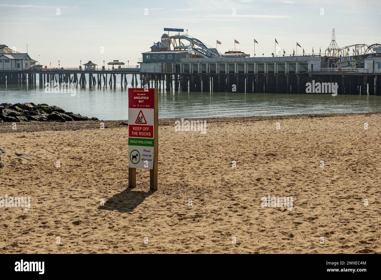 Anglefield hi-res stock photography and images - Alamy
