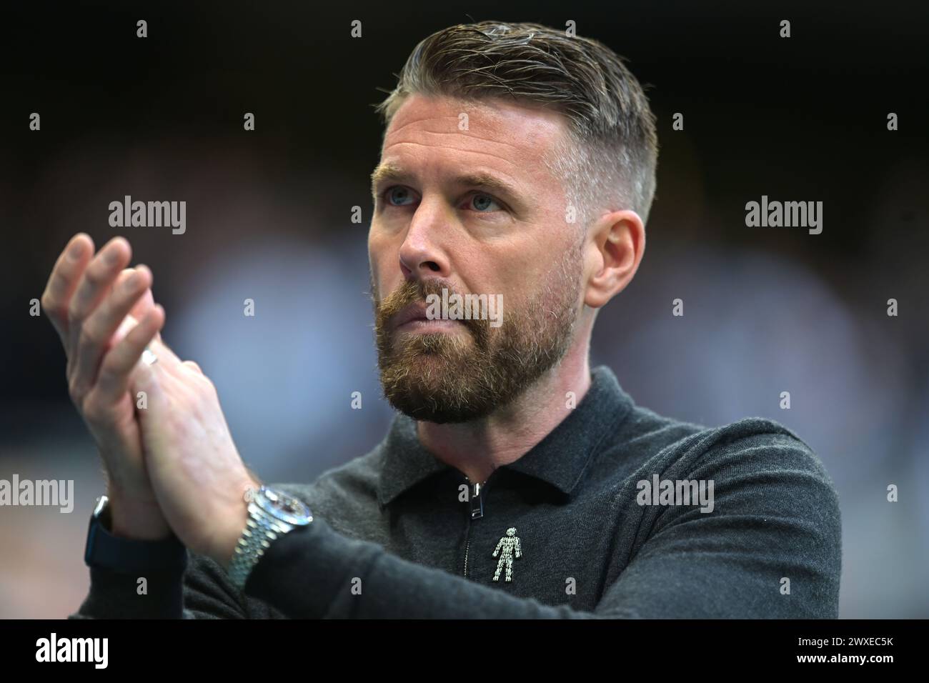 Rob edwards luton manager hi-res stock photography and images - Alamy
