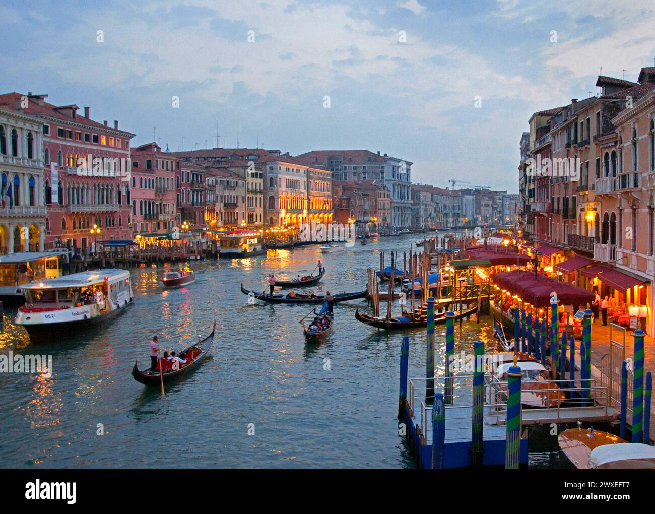 Grand Canal Venice at dusk Stock Photo - Alamy