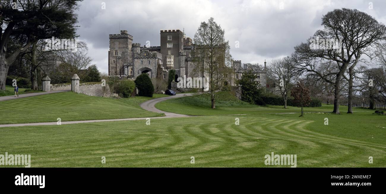 Powderham Castle, Kenton, Exeter, Devon, England, UK Stock Photo - Alamy