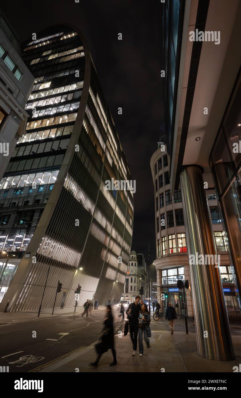 London, UK: Street scene on Camomile Street looking towards Bevis Marks ...