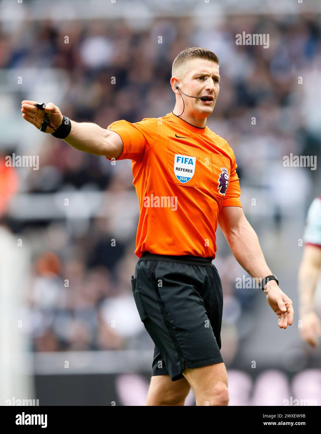 Referee Robert Jones during the Premier League match at St. James' Park ...