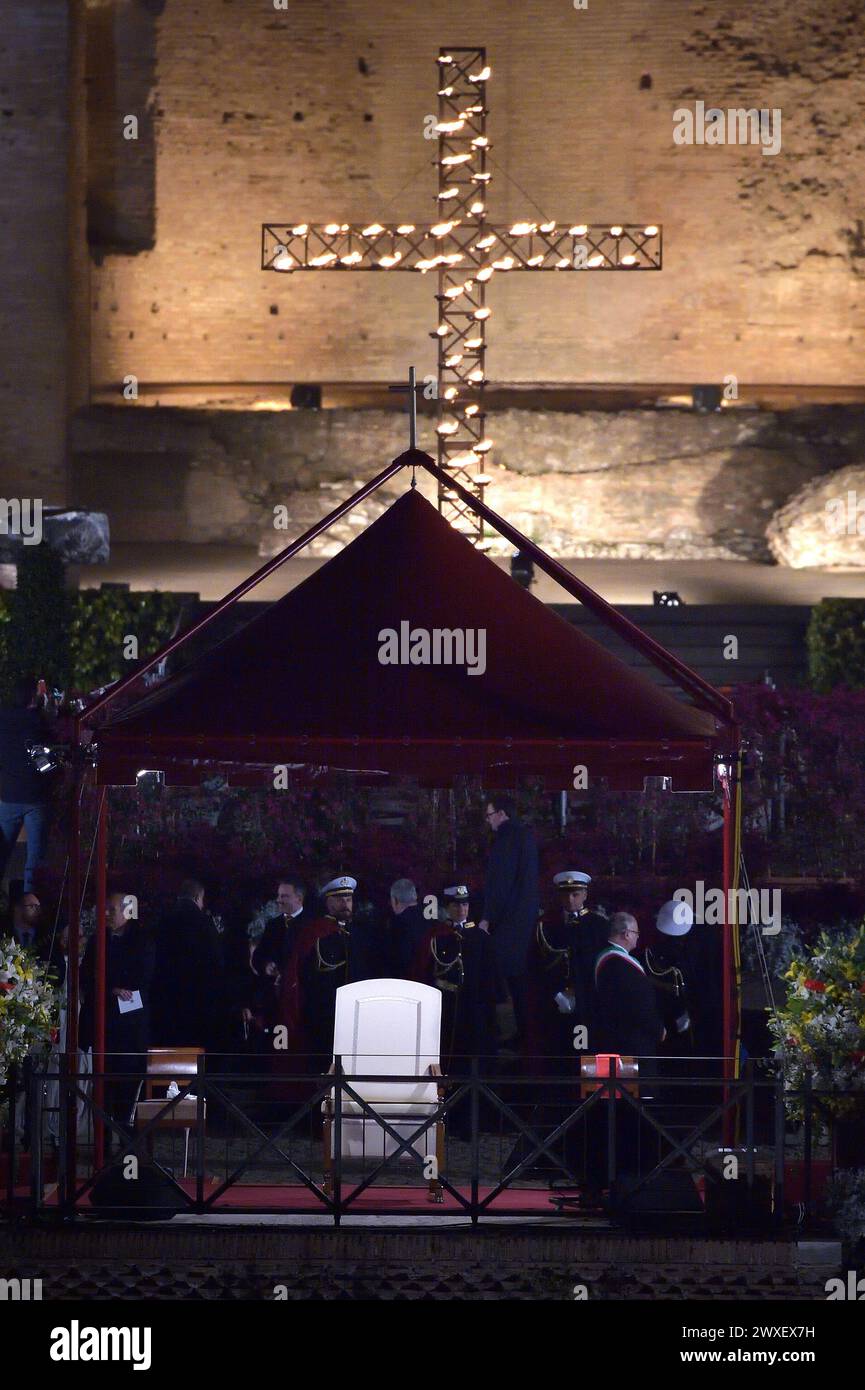 Rome. 29th Mar, 2024. Via Crucis (Way of the Cross) torchlight ...
