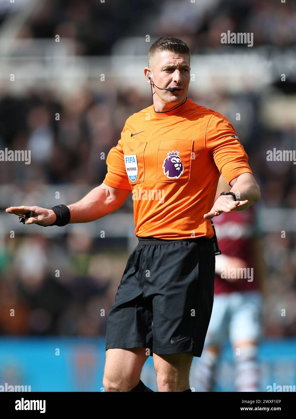 Newcastle Upon Tyne, UK. 30th Mar, 2024. Referee Rob Jones during the Premier League match at St ...