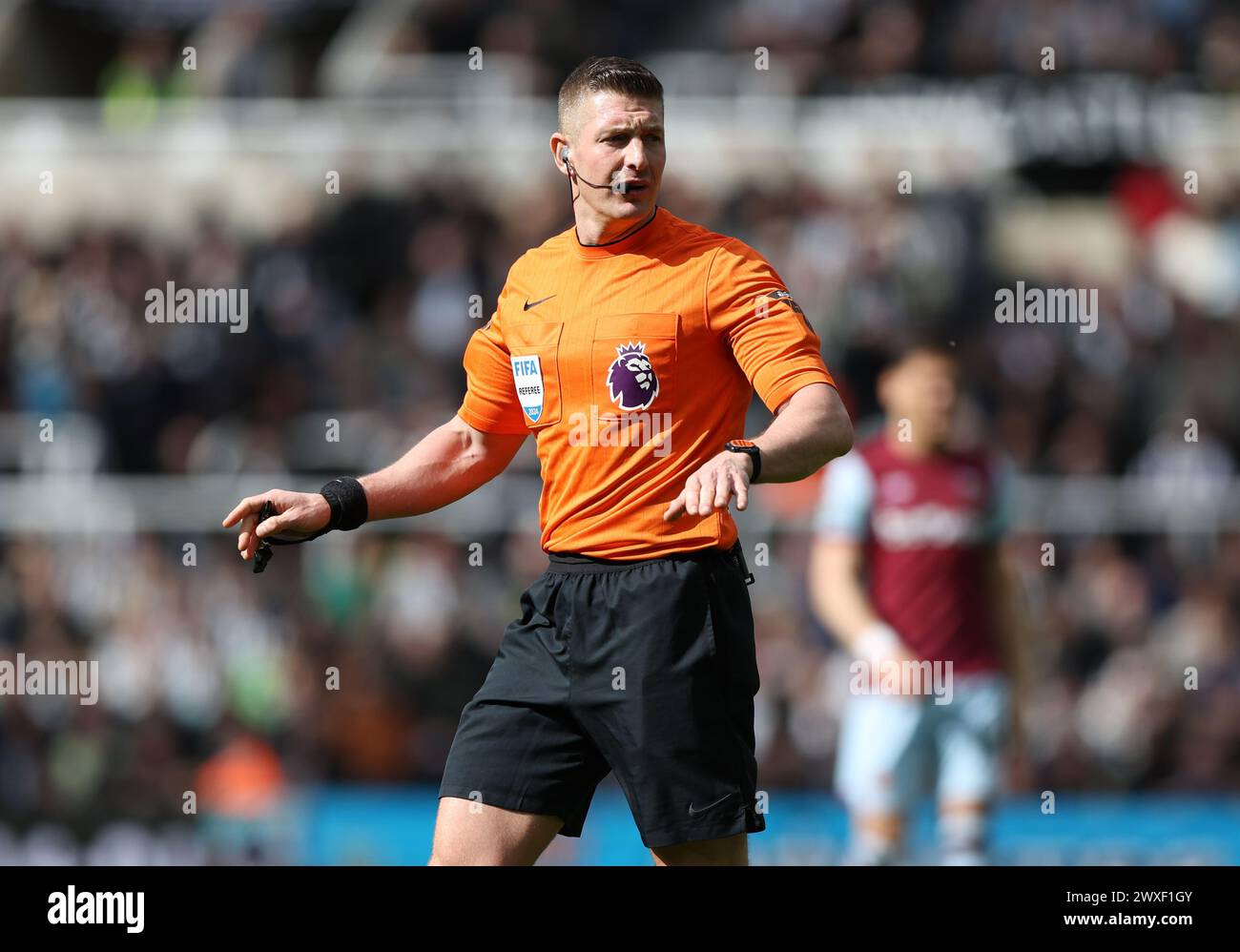 Newcastle Upon Tyne, UK. 30th Mar, 2024. Referee Rob Jones during the Premier League match at St ...