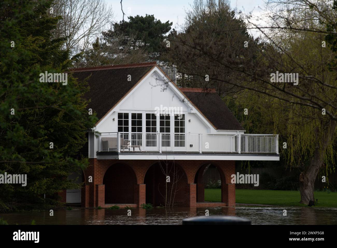 Cookham village hi-res stock photography and images - Alamy