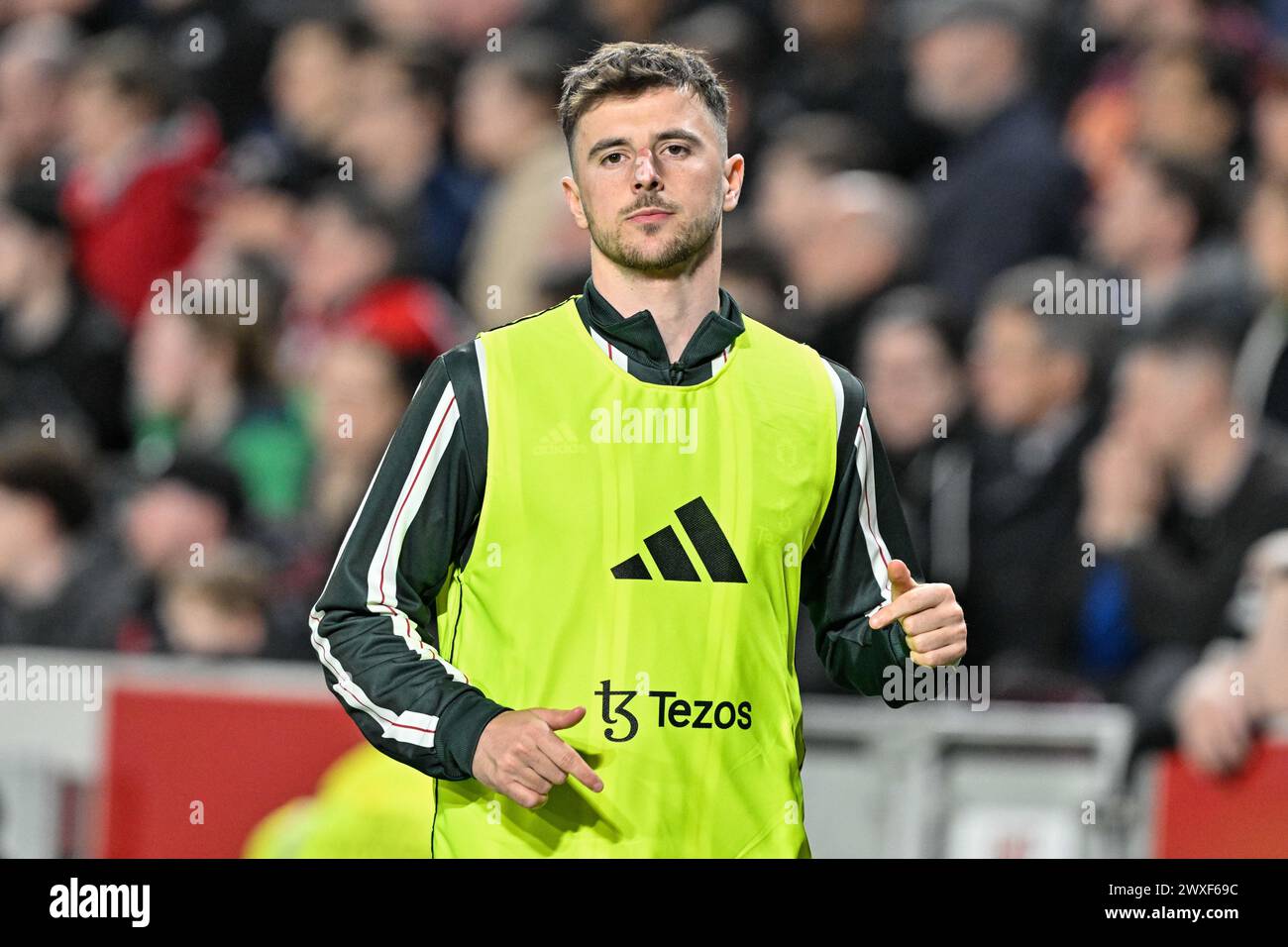 Mason Mount of Manchester United warming up in the first half during ...