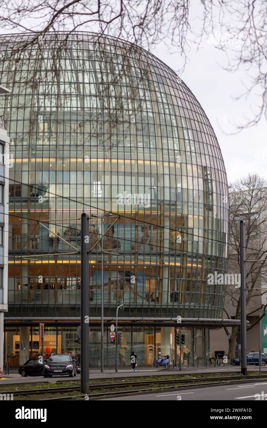 A Modern retail store in Cologne on a spring day Stock Photo - Alamy