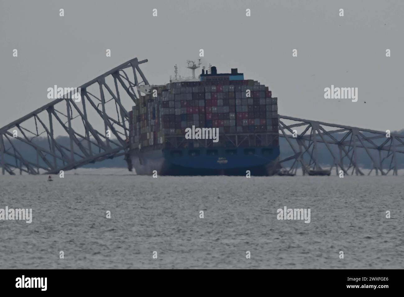 Baltimore bridge ship hi-res stock photography and images - Alamy