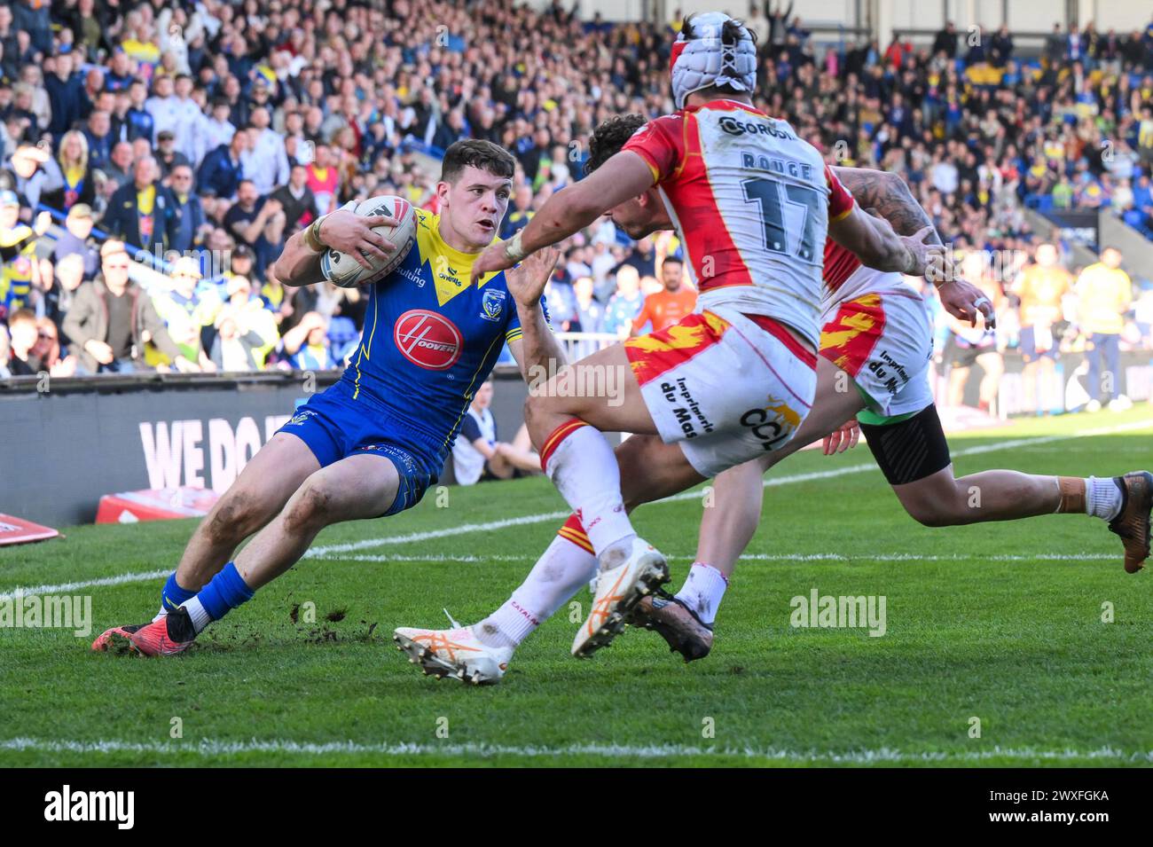 Josh Thewlis of Warrington Wolves in action during the Betfred Super ...