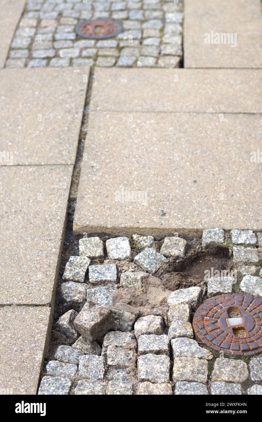 Brickwork damage hi-res stock photography and images - Alamy