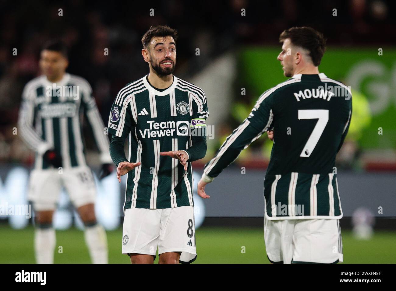 Bruno fernandes mason mount hi-res stock photography and images - Alamy