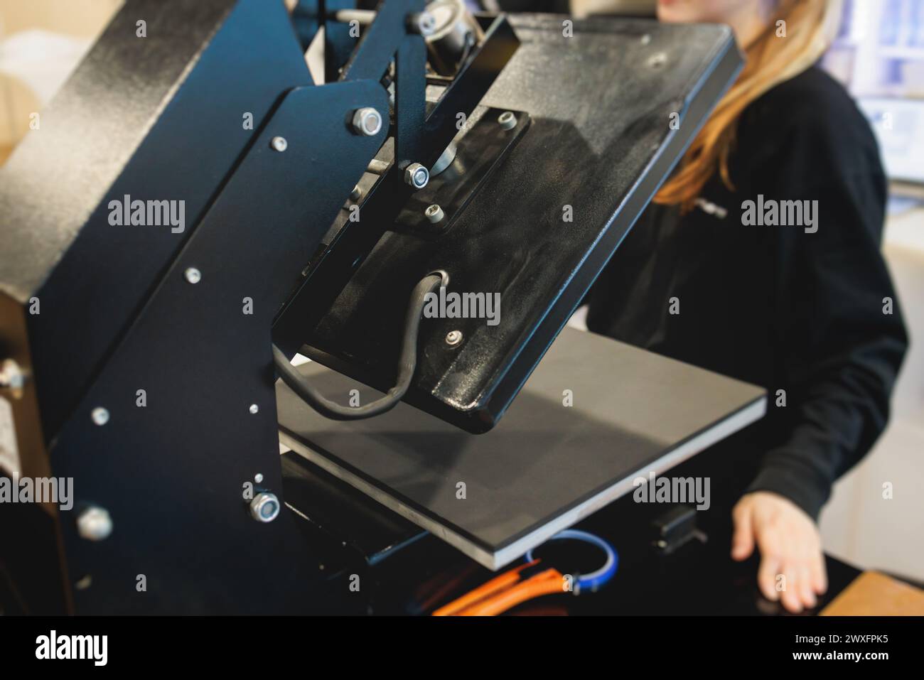 Process of printing image on clothes, heat press machine printing ...