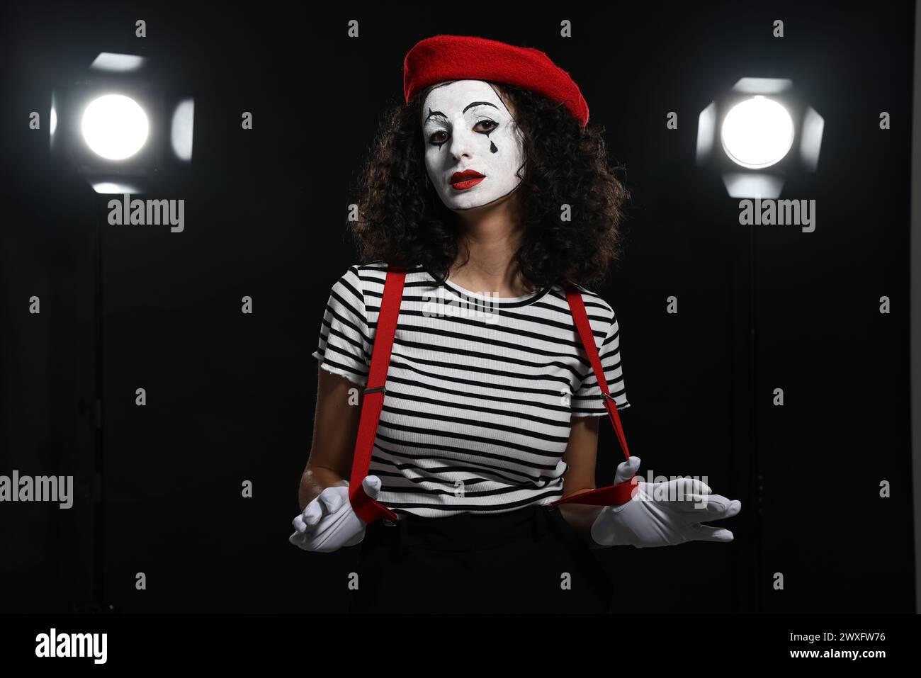 Funny mime performing on hi-res stock photography and images - Alamy