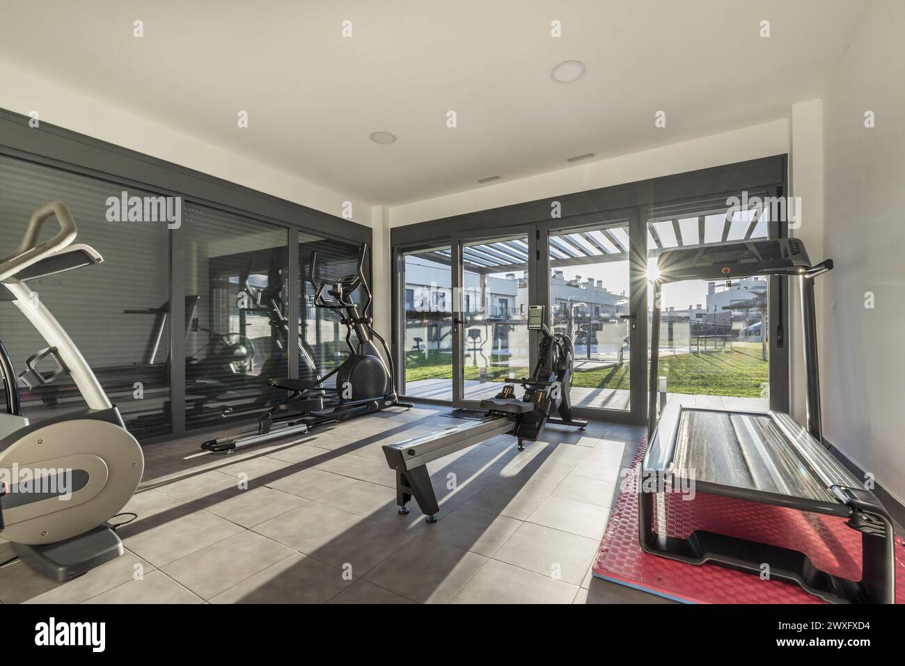 Gym overlooking pool hi-res stock photography and images - Alamy