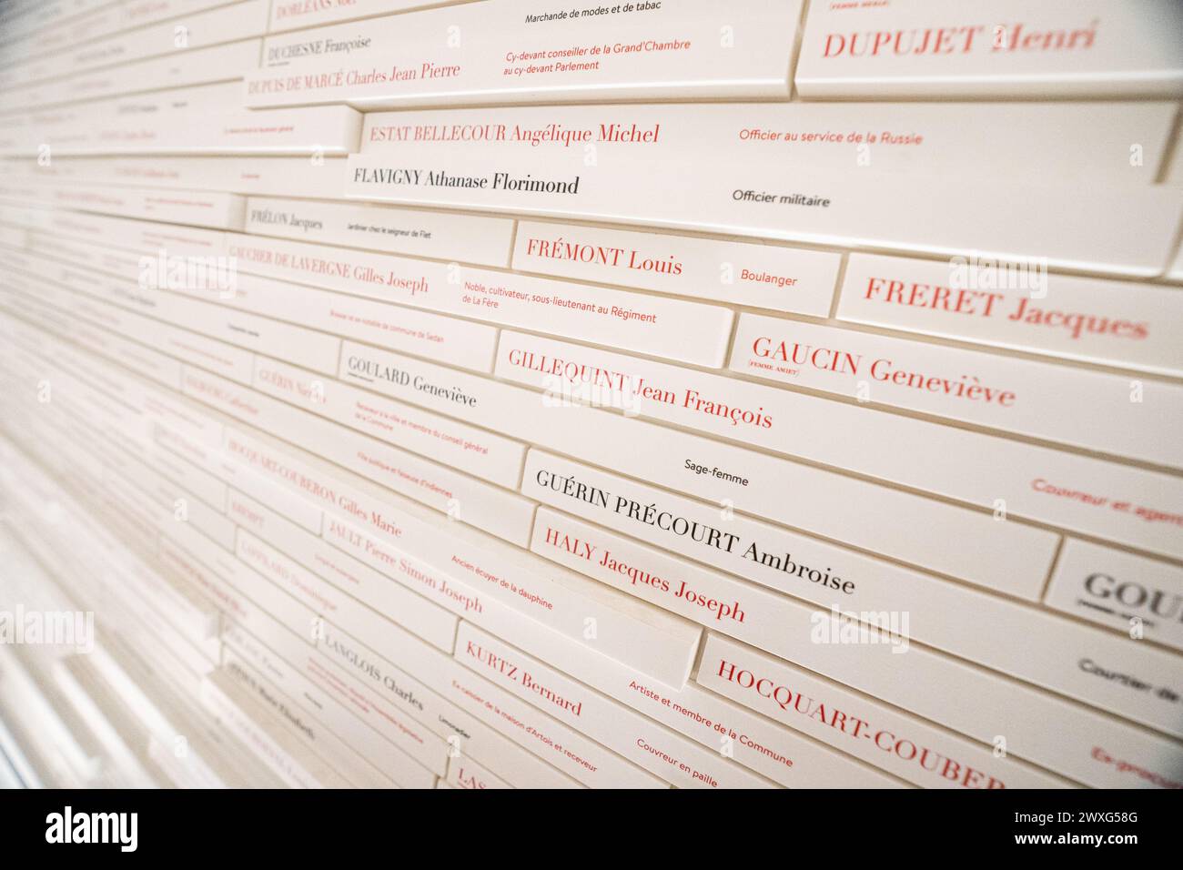 The Conciergerie Hall of Names - 4,000 names of prisoners (in red ...