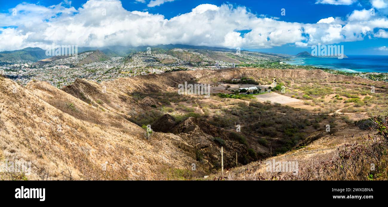 Diamond Head volcanic crater in Oahu - Hawaii, United States Stock ...