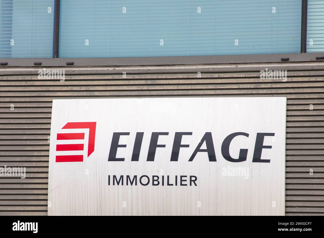 Eiffage logo hi-res stock photography and images - Alamy