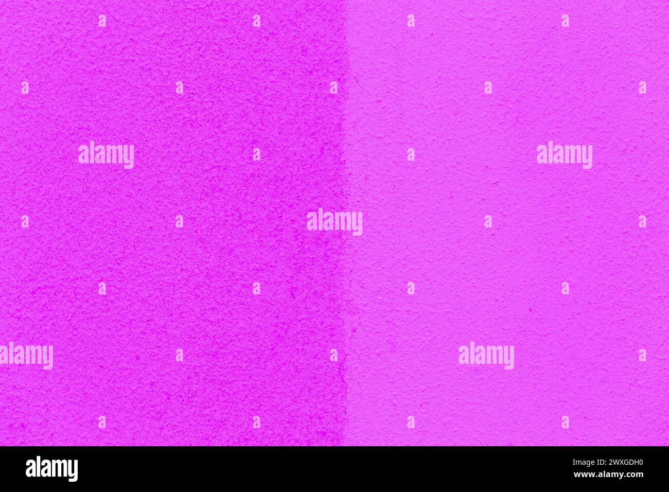 Empty lilac background hi-res stock photography and images - Alamy