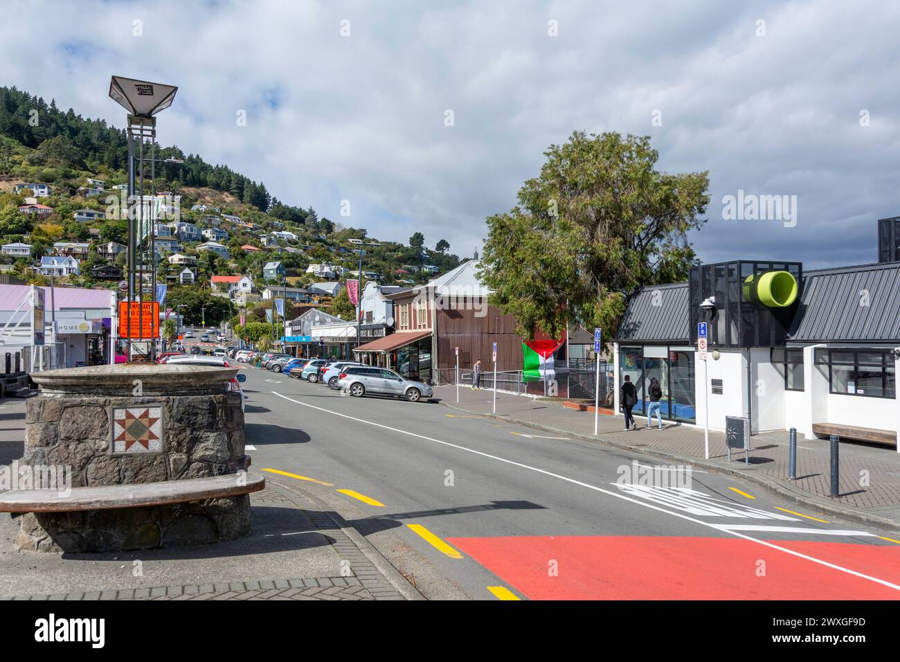 Shops shopping london street streets traffic main lyttelton harb hi-res stock photography and ...