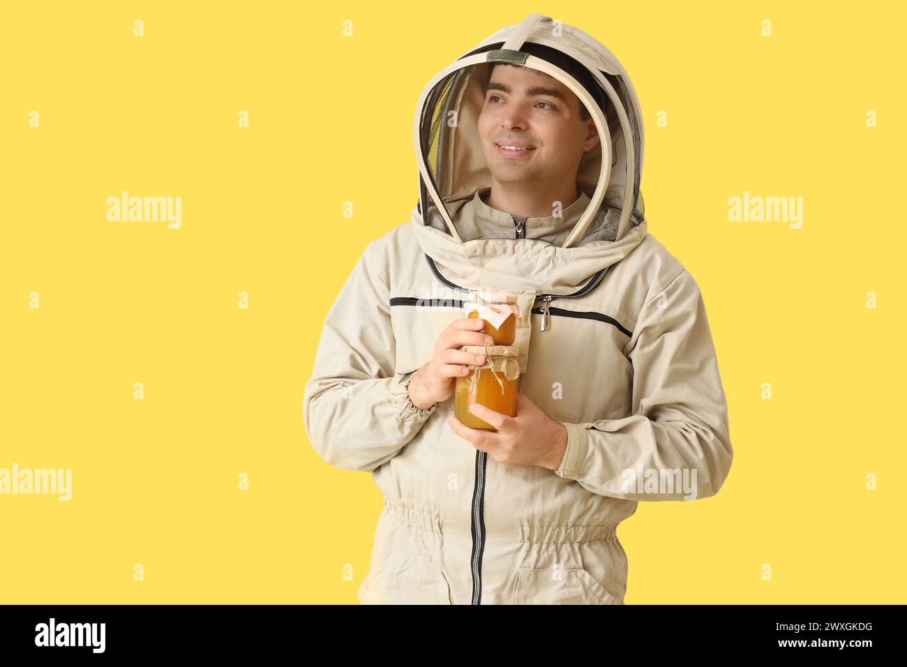 Portrait smiling caucasian male beekeeper hi-res stock photography and ...