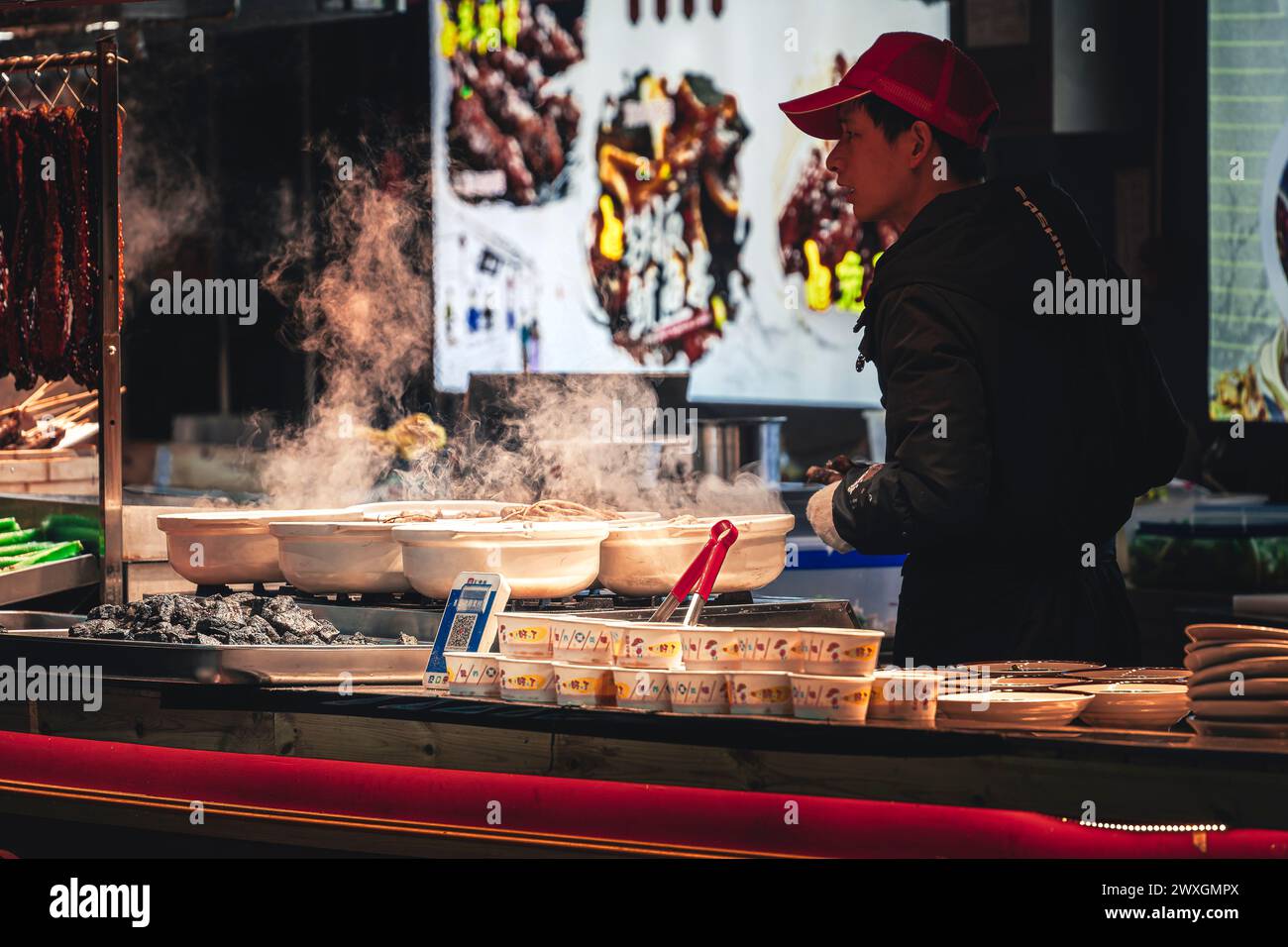 Kuanzhai Alley, Chengdu Stock Photo - Alamy