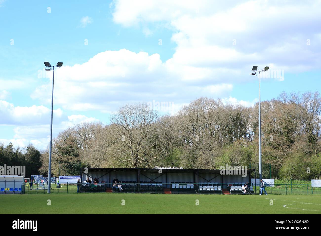Colliers wood fc hi-res stock photography and images - Alamy