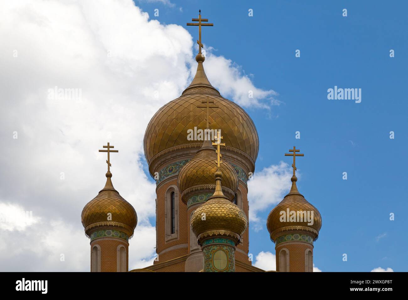 Biserica rusa hi-res stock photography and images - Alamy