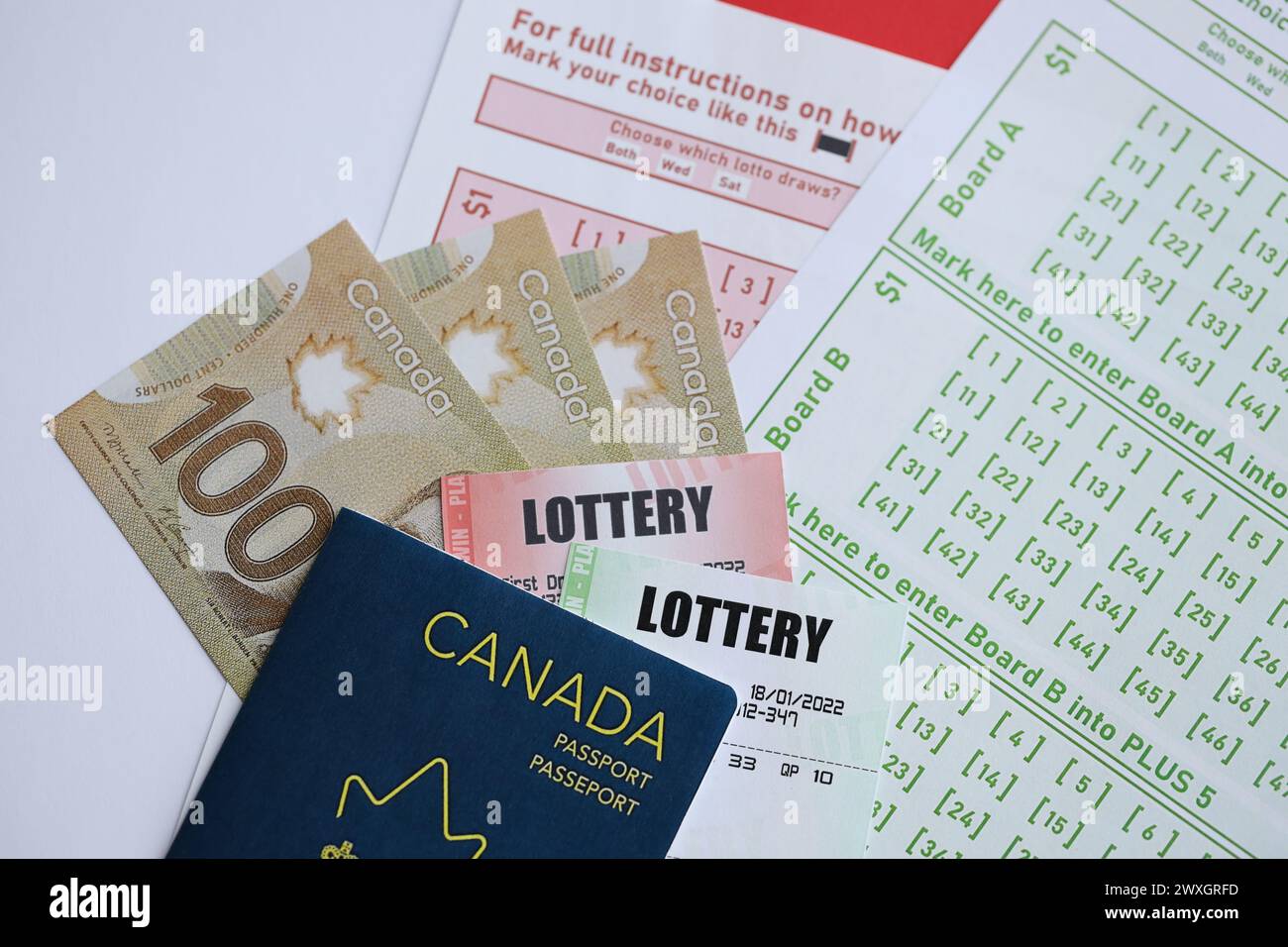 Canadian cash picture hi-res stock photography and images - Alamy